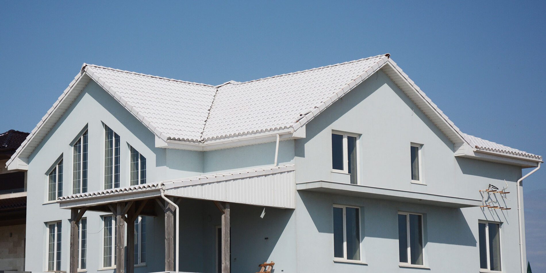 Discover the Advantages of White Roofing | Classic Roofing